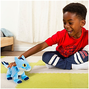 Dreamworks Dragons Rescue Riders, Deluxe Winger 15-inch Plush Dragon with Moving Wings