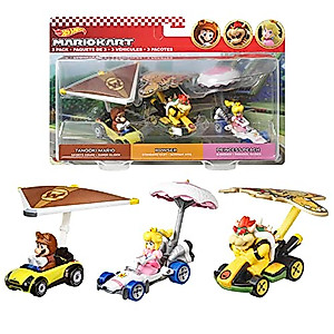 Hot Wheels Mario Kart Vehicle 3-Pack Set of Toy Cars with Gliders Inspired by Tanooki Mario, Princess Peach and Bowser