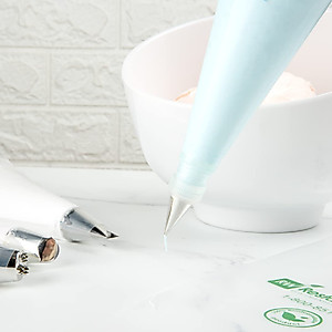 Restaurantware Pastry Tek Piping Tip 1 Round Round Tip For Icing - #1 Corrosion-Resistant Stainless Steel Icing Tip Dishwasher-Safe Decorate Cupcakes Cakes or Cookies