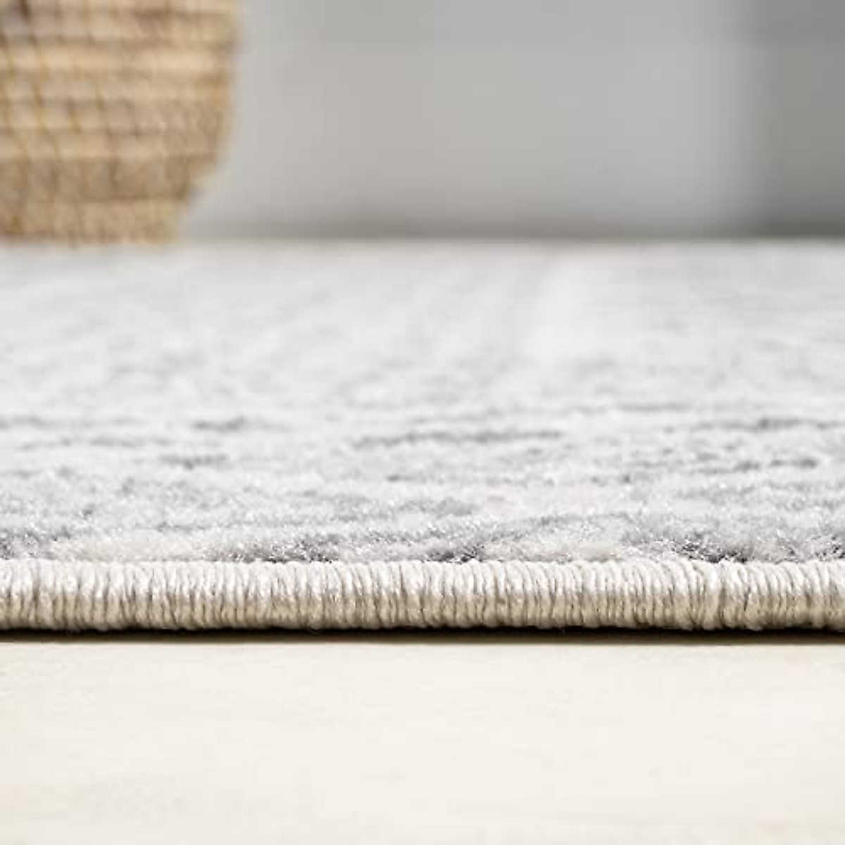 JONATHAN Y MOH107A-5 Athens Modern Geometric Boho Rug Indoor Area-Rug, Moroccan, Farmhouse, Southwestern Easy-Cleaning,Bedroom,Kitchen,Living Room,Non Shedding, Gray/Cream, 5 X 8