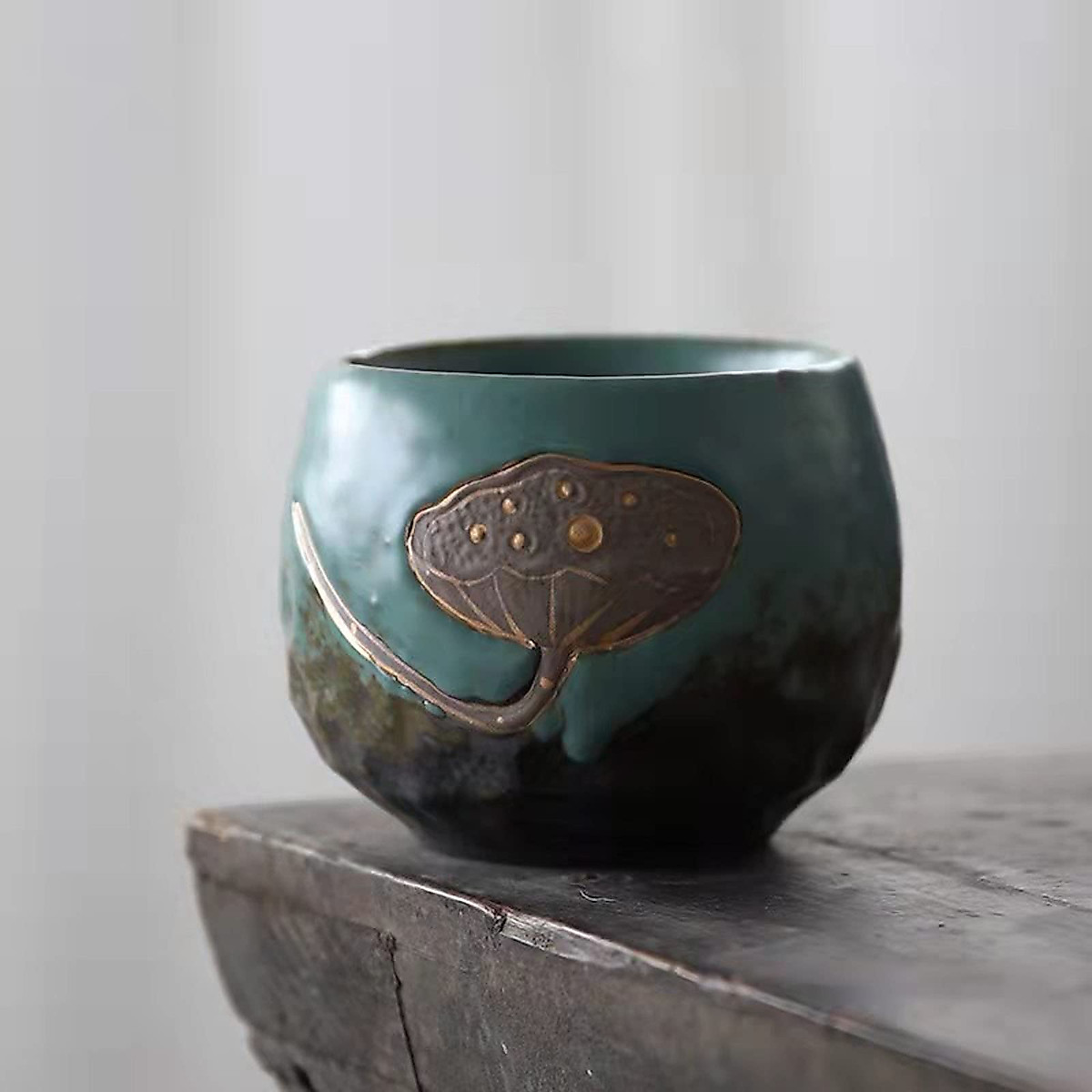 MQjzsh Chinese and Japanese teacups,Kung Fu tea cup set of four,gift box packaging，green tea cup, tea companion， rock-glazed gold painting, relief lotus pods (Four colour)