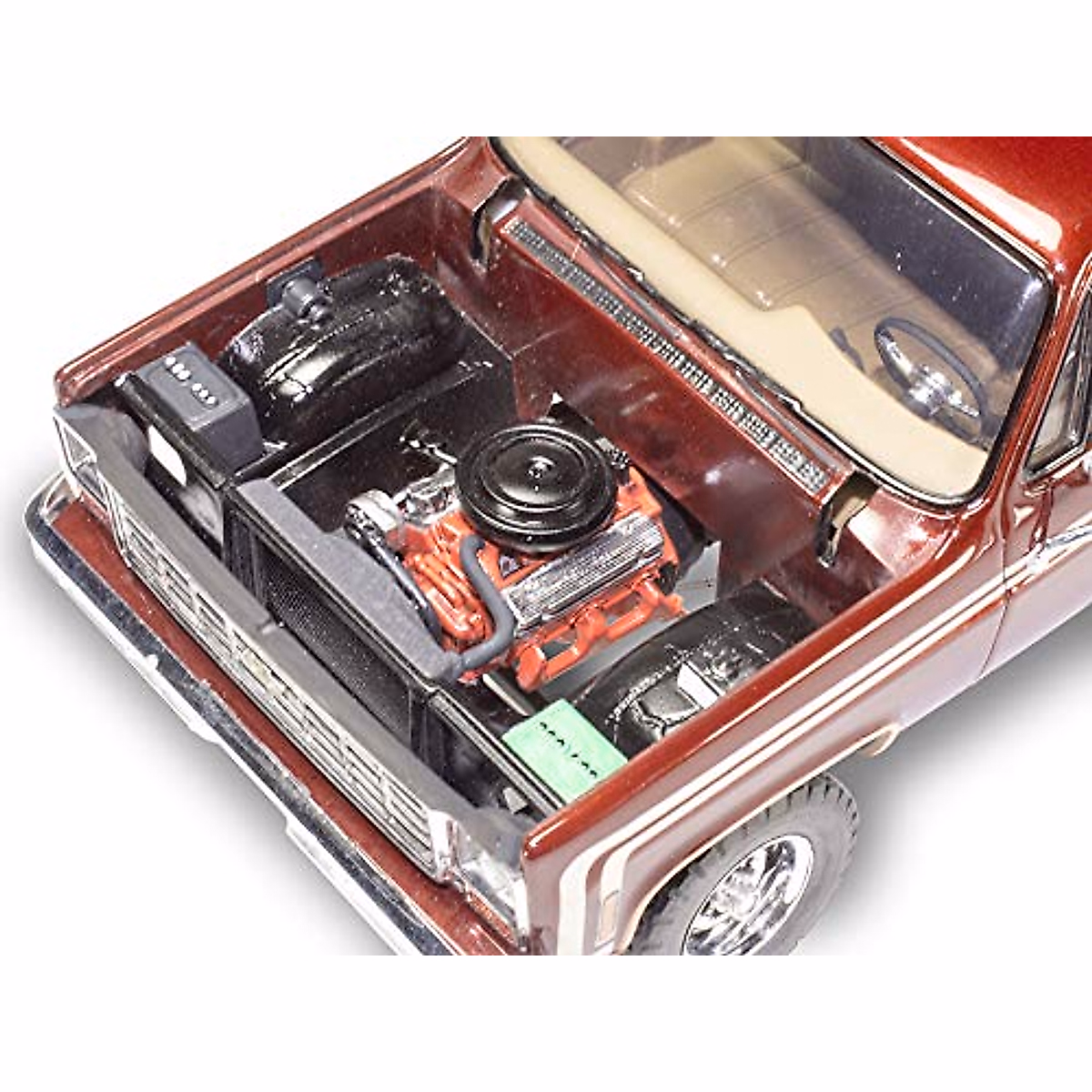 Revell 85-4486 1976 Chevy Sport Stepside Pickup 4X4 Model Truck Kit 1:24 Scale 102-Piece Skill Level 4 Plastic Model Building Kit, Red