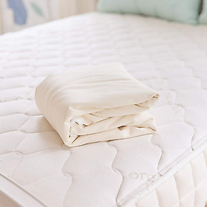 Naturepedic Organic Waterproof Mattress Protector Pad - Washable & Reusable Fitted Stretch Knit Mattress Cover - Highly Absorbent Bed Incontinence Pads - Breathable Fitted Cover for King 9"-16"