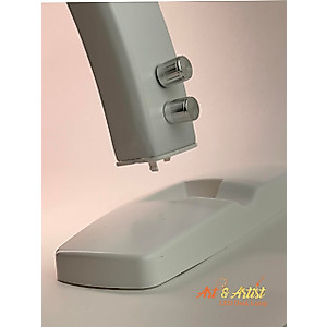 Shi Art & Artist LED Desk Lamp (White)