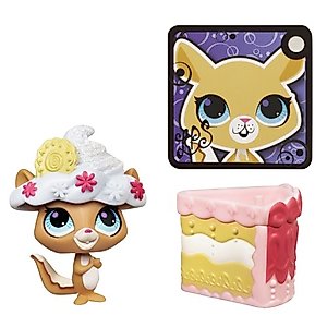 Littlest Pet Shop Sweetest Hide N Sweet Chipmunk Pet