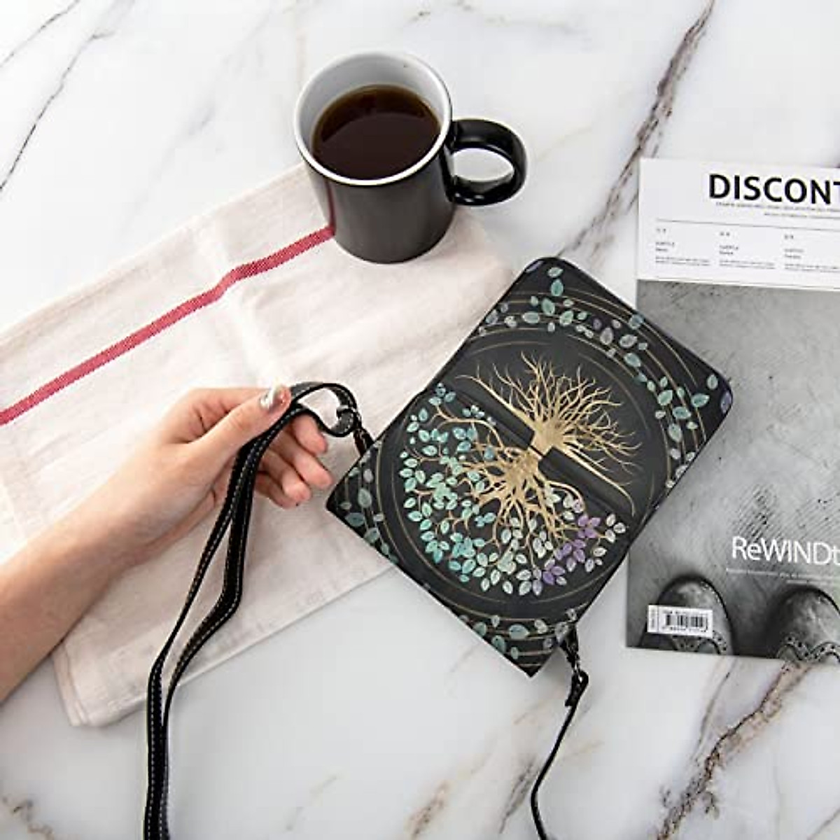SKETVNHR Life Tree Yggdrasil Small Crossbody Cell Phone Purse for Women Soft Leather Fashion Travel Wallet with Adjustable Strap, Black