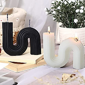 2 Pcs Aesthetic CandlesS Shape Candle Minimalist Geometric Shaped Candles Soy Wax Scented Candle Art Decorative Handmade for Wedding Christmas Birthday Gift