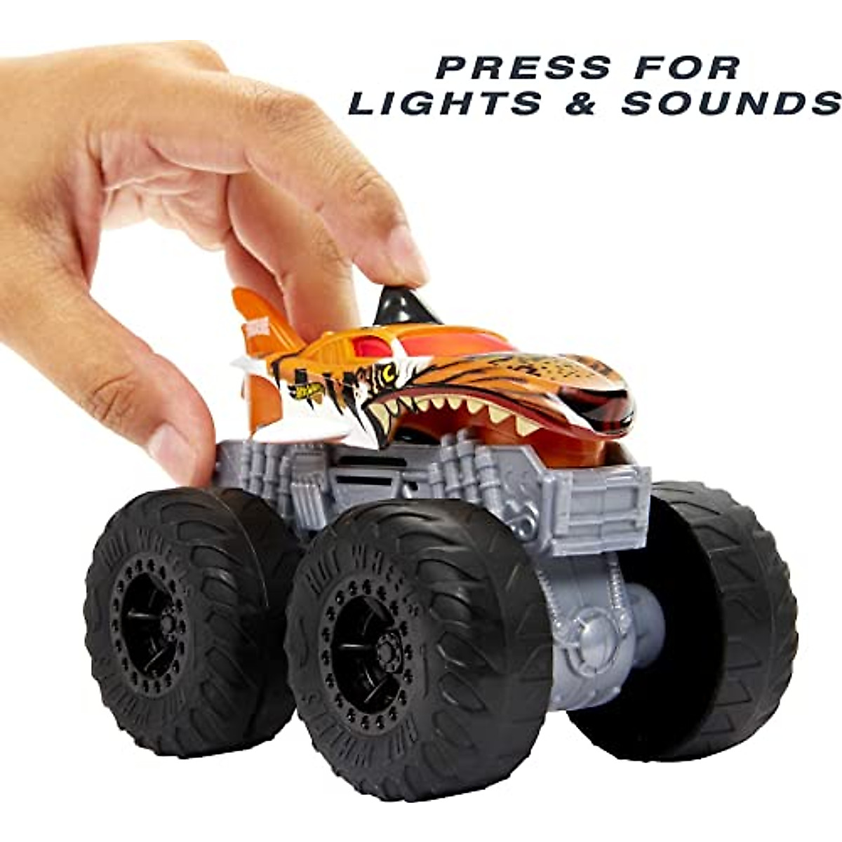 Hot Wheels Monster Trucks Roarin’ Wreckers, 1 1:43 Scale Truck with Lights & Sounds, Plays Truck's Theme Song, Toy for Kids 3 Years Old & Older