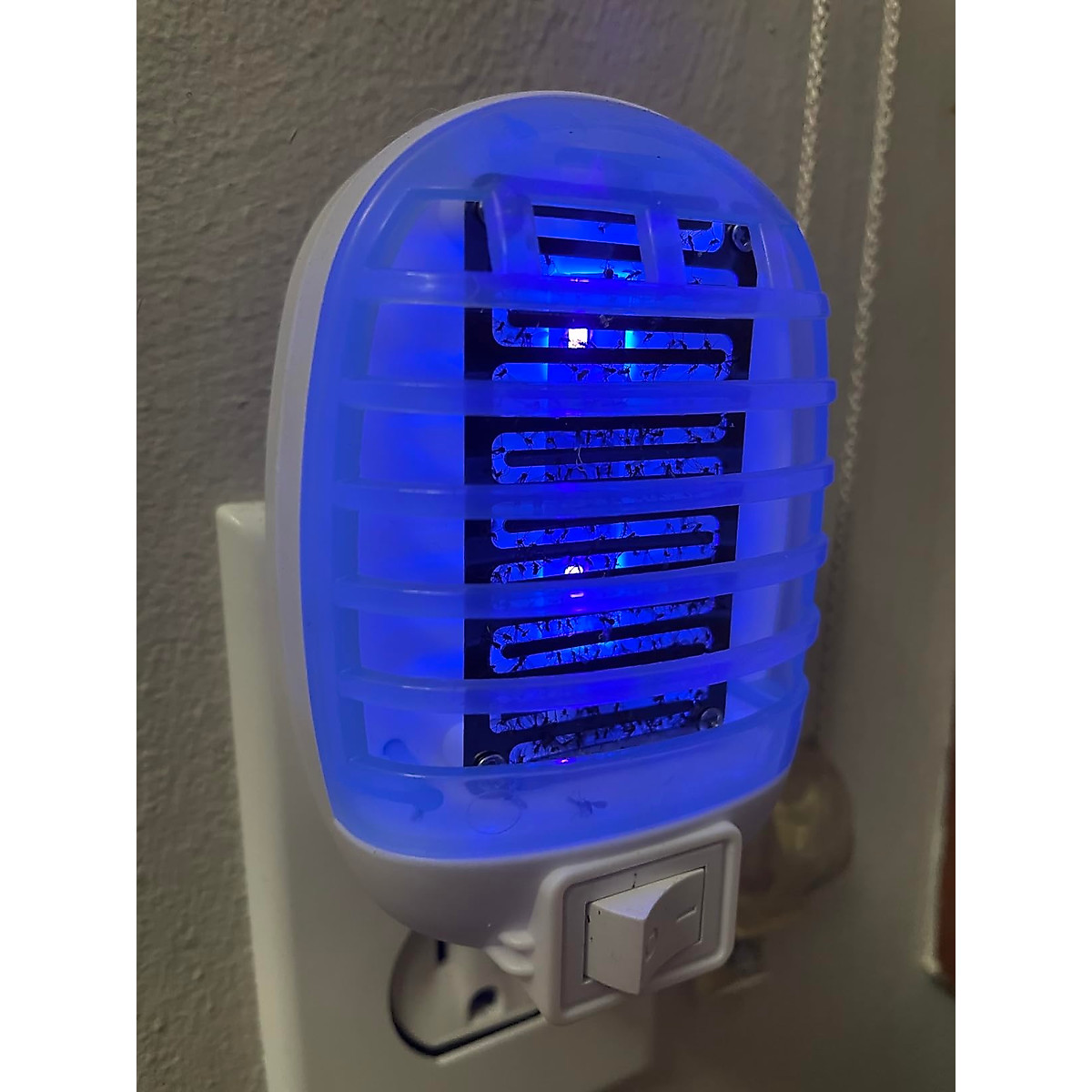 Bug Zapper Indoor, Fly Zapper for Indoors, Ariie Electronic Mosquitoes Killer Mosquito Zapper with Blue Lights for Living Room, Home, Kitchen, Bedroom, Baby Room, Office(4 Packs)