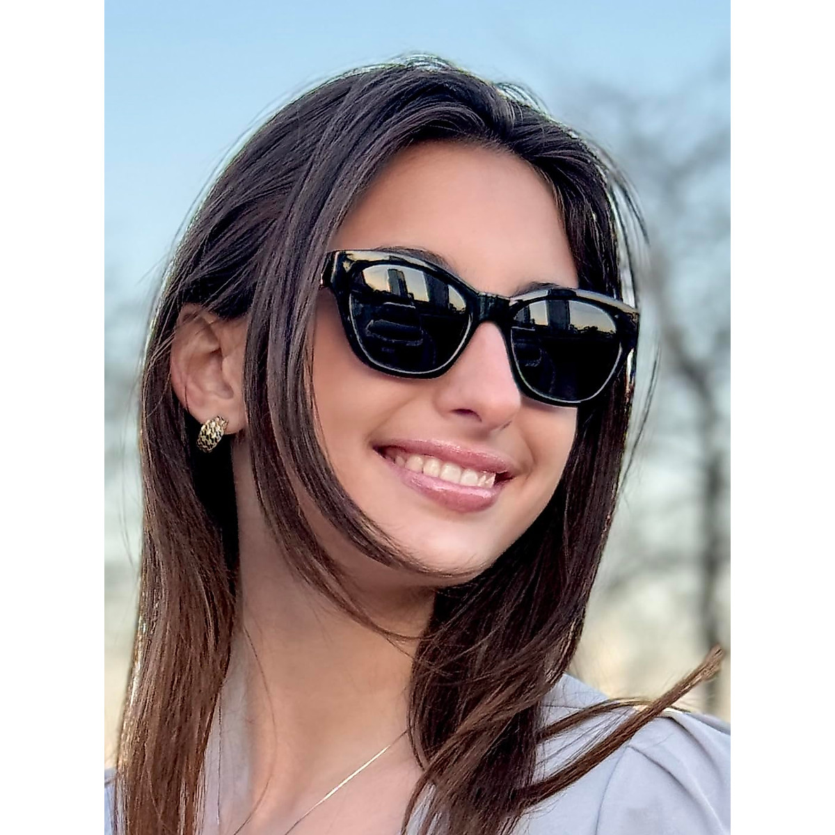 LVIOE Small Polarized Sunglasses for Women Trendy Classic Cat Eye Sun Glasses for Narrow Face with UV400 Protection LS2315