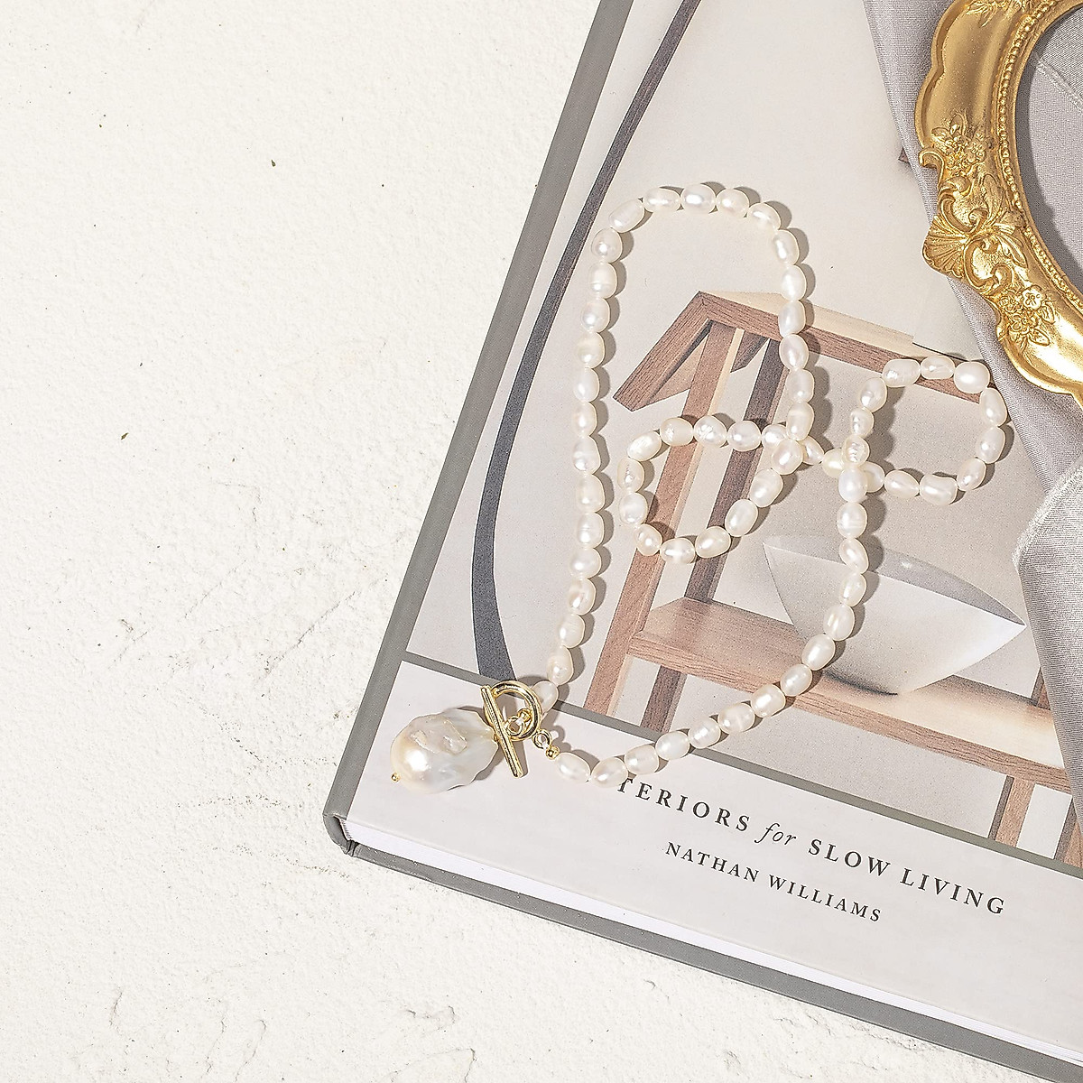 Cowlyn Irregular Pearl Pendant Necklace Handpicked Baroque Pearls Chain Chunky Sweater Necklace Strands Delicate Handmade Vintage Women Jewelry Gift