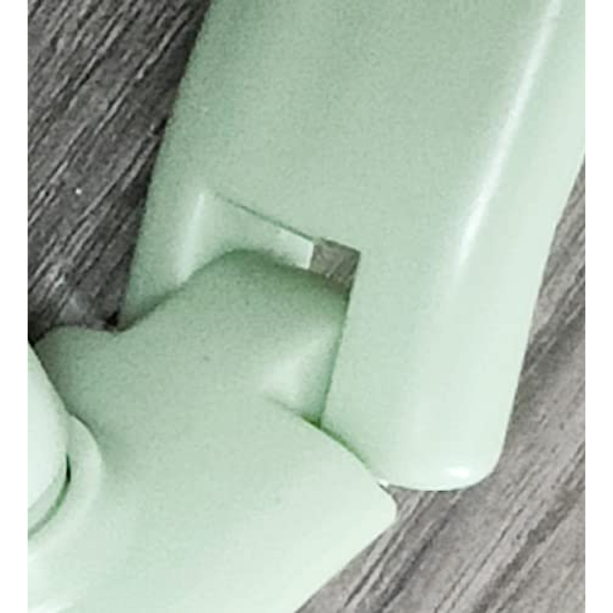 Fineget Foldable Coat Hangers with Clips Portable Travel Shorts Socks Clothes Hangers for Closet Shoes Collapsible Plastic Heavy Duty No Slip Hangers Quick Drying Green 4 PCS + 8 Clips