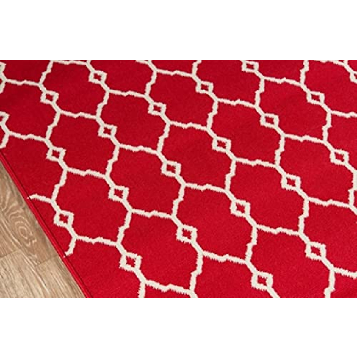 Momeni Rugs , Baja Collection Contemporary Indoor & Outdoor Area Rug, Easy to Clean, UV protected & Fade Resistant, 2'3" x 4'6", Red
