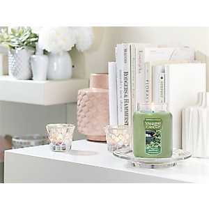 Yankee Candle Meadow Showers Scented, Classic 22oz Large Jar Single Wick Candle, Over 110 Hours of Burn Time, Green