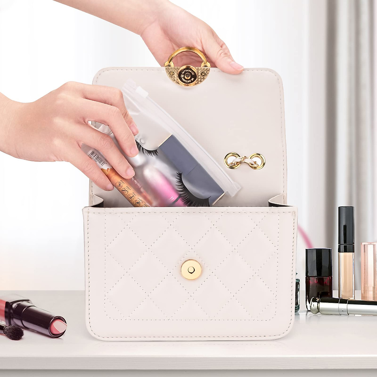 Noverlife 100PCS Eyelash Makeup Bags, Lash Bags for Clients, Waterproof Plastic Makeup Bags, Toiletry Makeup Pouch Cosmetic Lash Bags with Zipper, Eyelash Aftercare Bags Eyelash Cases Cosmetic Pouches