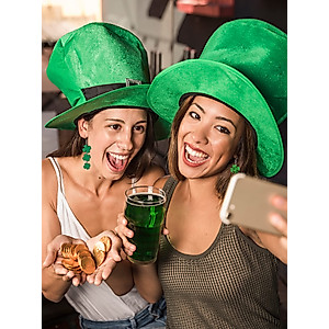 St Patricks Day Earrings for Womens Irish Shamrock Earrings Acrylic Green Dangle Earrings St Patricks Day Accessories for Irish Festival Gifts