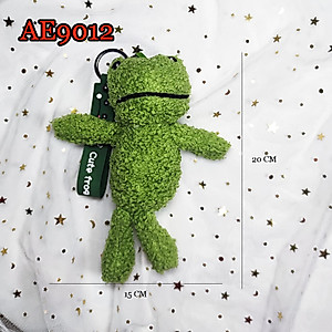 ScleraGo Plush Frog Keychain Women Men Car Key Ring Soft Toy Doll Accessory Backpack Bag Decoration Gift for Teens 9012