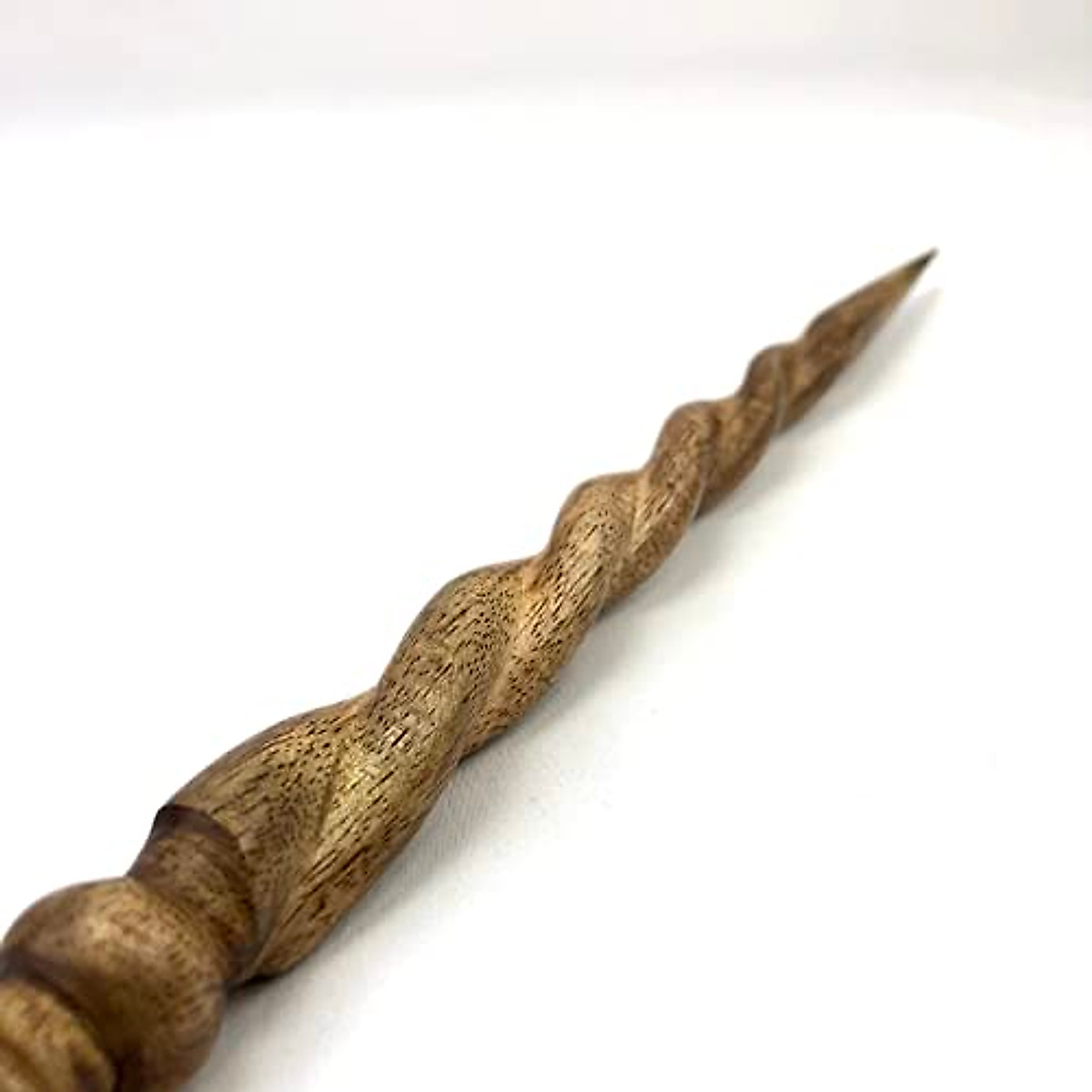 Will O'Wisp's Wand Emporium Witch and Wizard Wand in Real Wooden Display Box Certificate of Authenticity (The Sage)