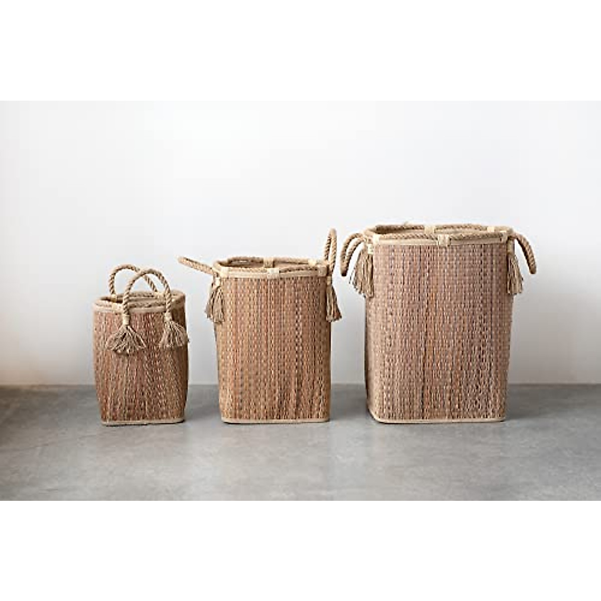 Creative Co-Op 14.25", 18" & 22" Handwoven Seagrass Handles & Tassels (Set of 3 Sizes) Baskets, Multicolor