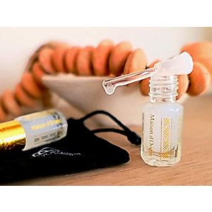 Maison d'Orient Vanilla Musk Perfume Oil in Arabian Bottle with Applicator and Pouch for Weddings, Parties, and Baby Showers