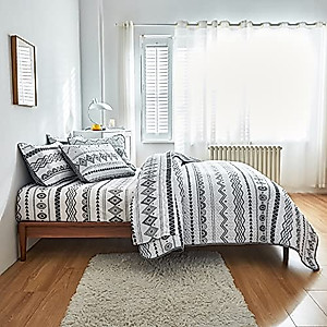 Flysheep 3-Piece Bohemian Geometric King Quilt Set, Aztec White n Black Boho Striped Summer Lightweight Bedspread/Coverlet Set, Brushed Microfiber for All Season - 104" x 90"
