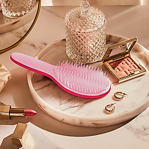 Tangle Teezer The Ultimate Styler Hair Styling Brush for Dry Styling, Maintains, Blends & Adds Volume, Texture & Shine, Sweet Pink