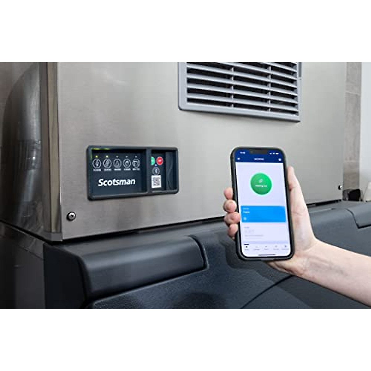 Scotsman Ice Prodigy Elite® Commercial Ice Machine Cube Style Ice Maker MC0722SA-32 (Slim 22" Width, Half Dice, 758 lb/24 Hours, HD22B-1 120 lb. iceValet)