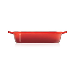 Le Creuset Enameled Cast Iron Signature Rectangular Roaster, 7 qt. (12.8" x 18.7"), Cerise