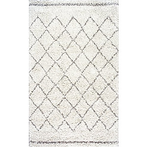 nuLOOM Edwin Soft and Plush Shag Area Rug, 5 x 8 ft, Natural