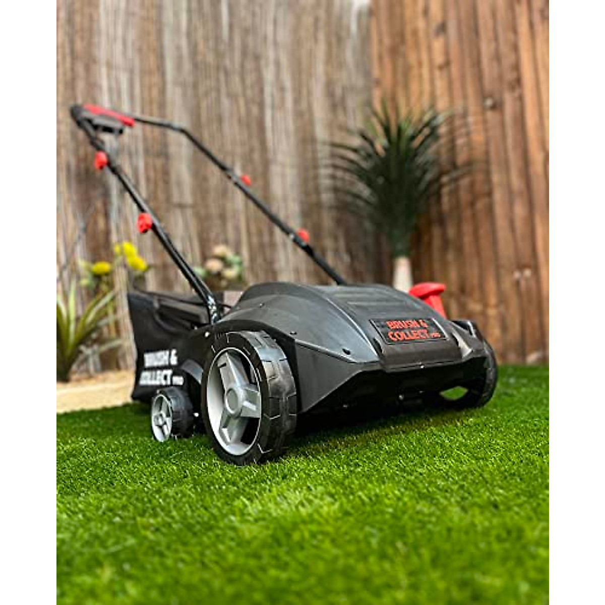 Artificial Turf Electric Power Sweeper/Ceaning Broom. Brush & Collect Pro-USA