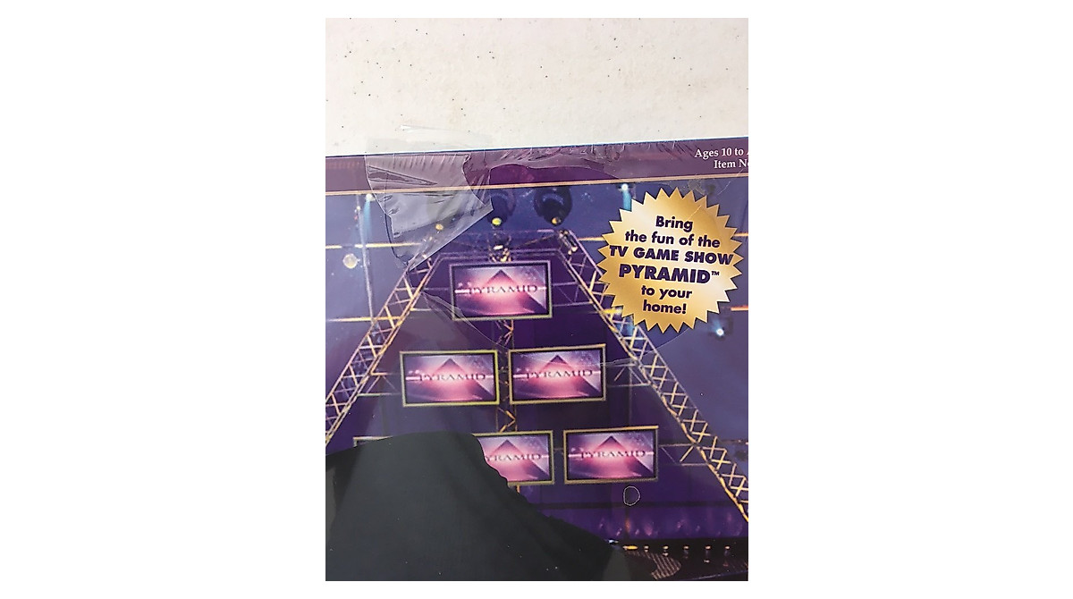 Pyramid Home Game - Fun Family Game by Endless Games
