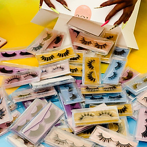 Wholesale Mixed Lashes Pack 3D Faux Mink Eyelashes 5 Style 30 Pairs Fluffy Volume Natural Charming Look Medium Length Eyelashes Cotton Band Handmade Reusable Soft False Eyelashes (5 styles-30 pairs)