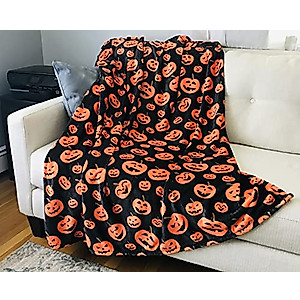 Serafina Home Halloween Throw Blanket: Spooky and Fun Jack's Family Pumpkin Print on Velvet Fleece for Sofa Bed Couch Chair Dorm
