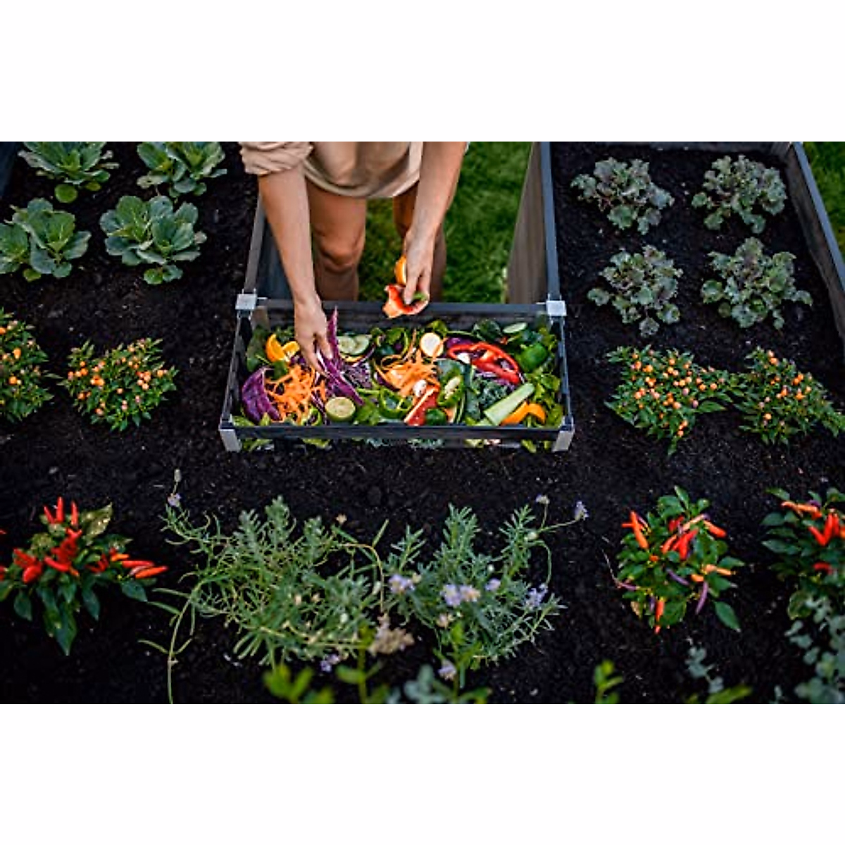 Vita Urbana 6 Foot x 6 Foot Embossed Vinyl Keyhole Garden with Composting Basket, Slate Grey, Gray, Woodgrain, PVC, BPA and Pthalate Free, VT17607