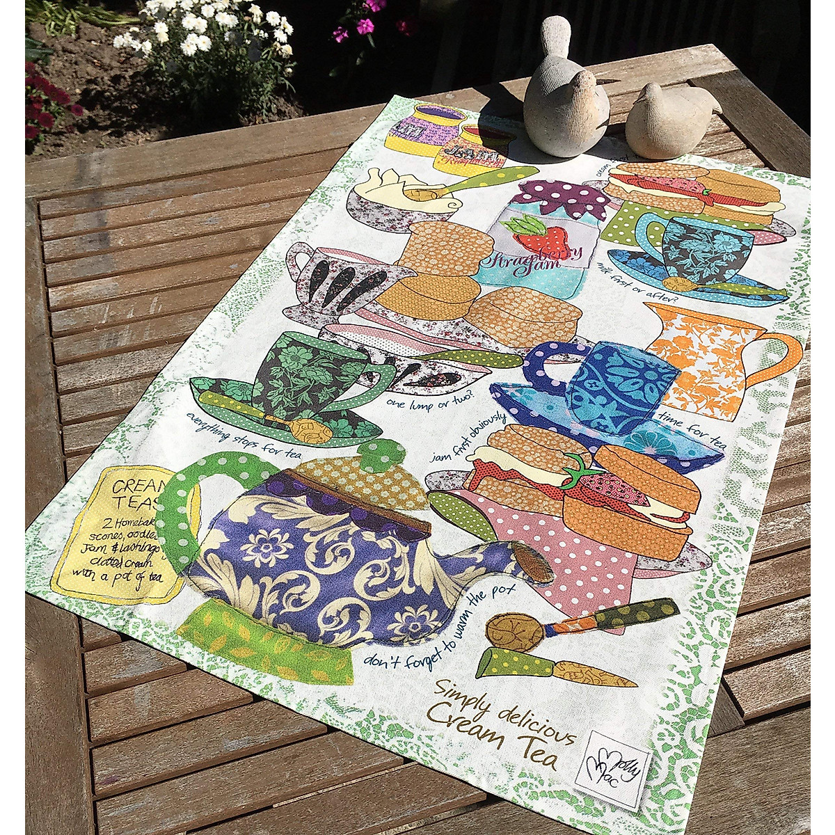 MollyMac | British Cream Tea Dish Towel | Decorative Bar Towel | Soft Absorbent Dish Cloth | Kitchen Decor | Gift for Dinner Party Birthday New Home | Made in UK | 28”x18” 100% Cotton Tea Towel