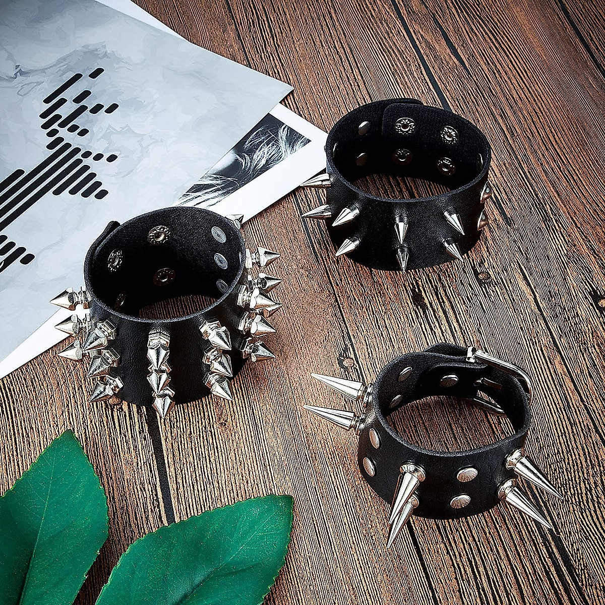 Hicarer 6 Pcs Spiked Studded Bracelets Punk Leather Rivets Bracelet Cuff for Men Women Halloween Accessories(Classic Style)