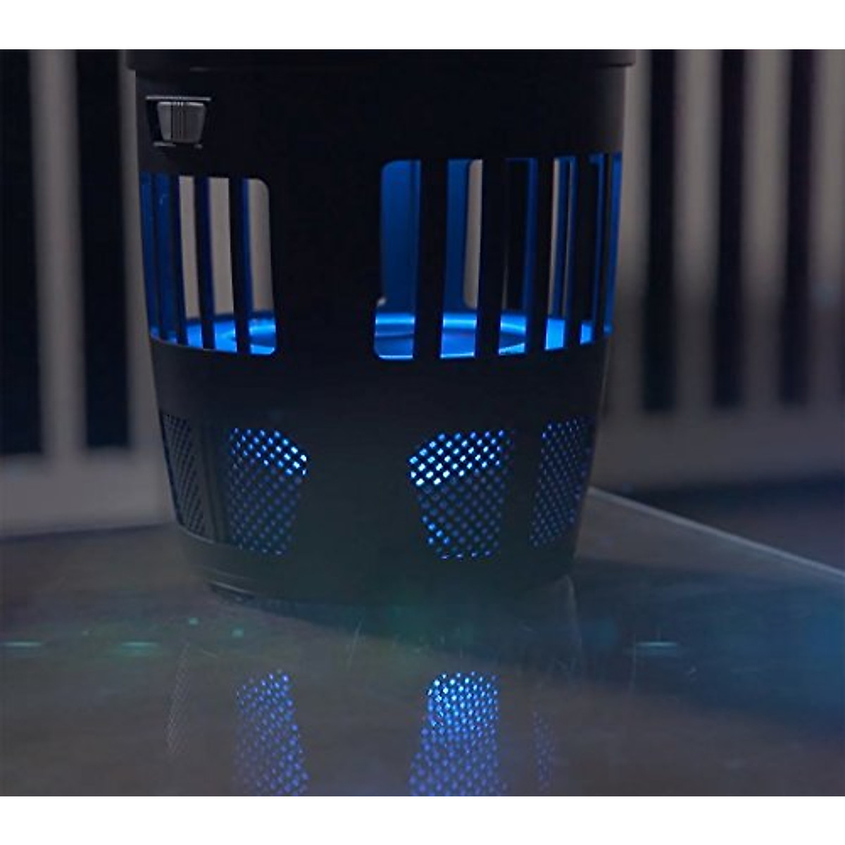 PIC Out- LAN 4-in-1 Portable Insect Trap Lantern & Bluetooth Speaker, Black