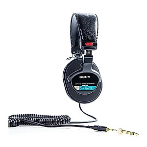 Sony MDR7506 Folding Professional Closed Ear Headphones Bundle with Knox Gear Nylon Braided 3.5mm Audio Extension Cable (2 Items)