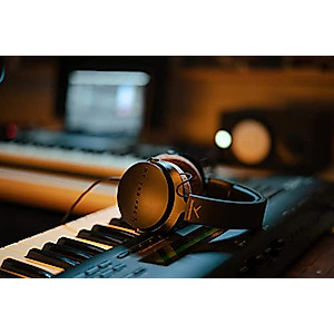 Beyerdynamic DT 700 Pro X Closed-Back Studio Headphones Bundle with Detachable Cable, Headphone Splitter, Extension Cable, and 6AVE Headphone Cleaning Kit