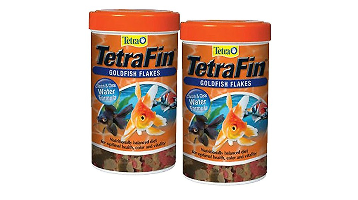 Tetra TetraFin Goldfish Flakes Food with ProCare - 4.4 oz