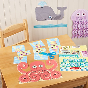 Melissa & Doug Sea Life: S c i s s o r Skills Activity Pad Bundle with 1 Theme Compatible M&D Scratch Fun Mini-Pad (32007)