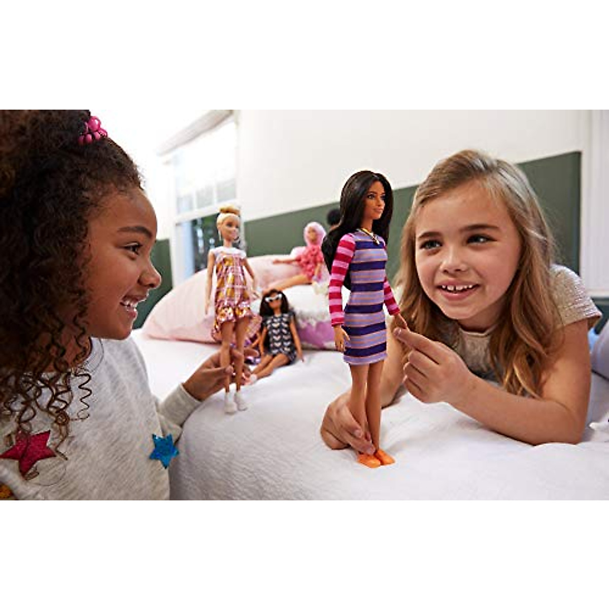 Barbie Fashionistas Doll #147 with Long Brunette Hair Wearing Striped Dress, Orange Shoes & Necklace, Toy for Kids 3 to 8 Years Old