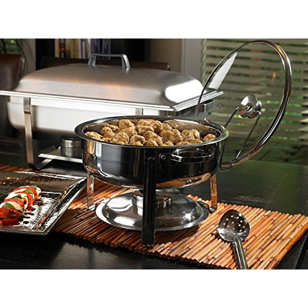 Artisan Stainless Steel Round Buffet Chafer with Glass Lid, 4-Quart Capacity