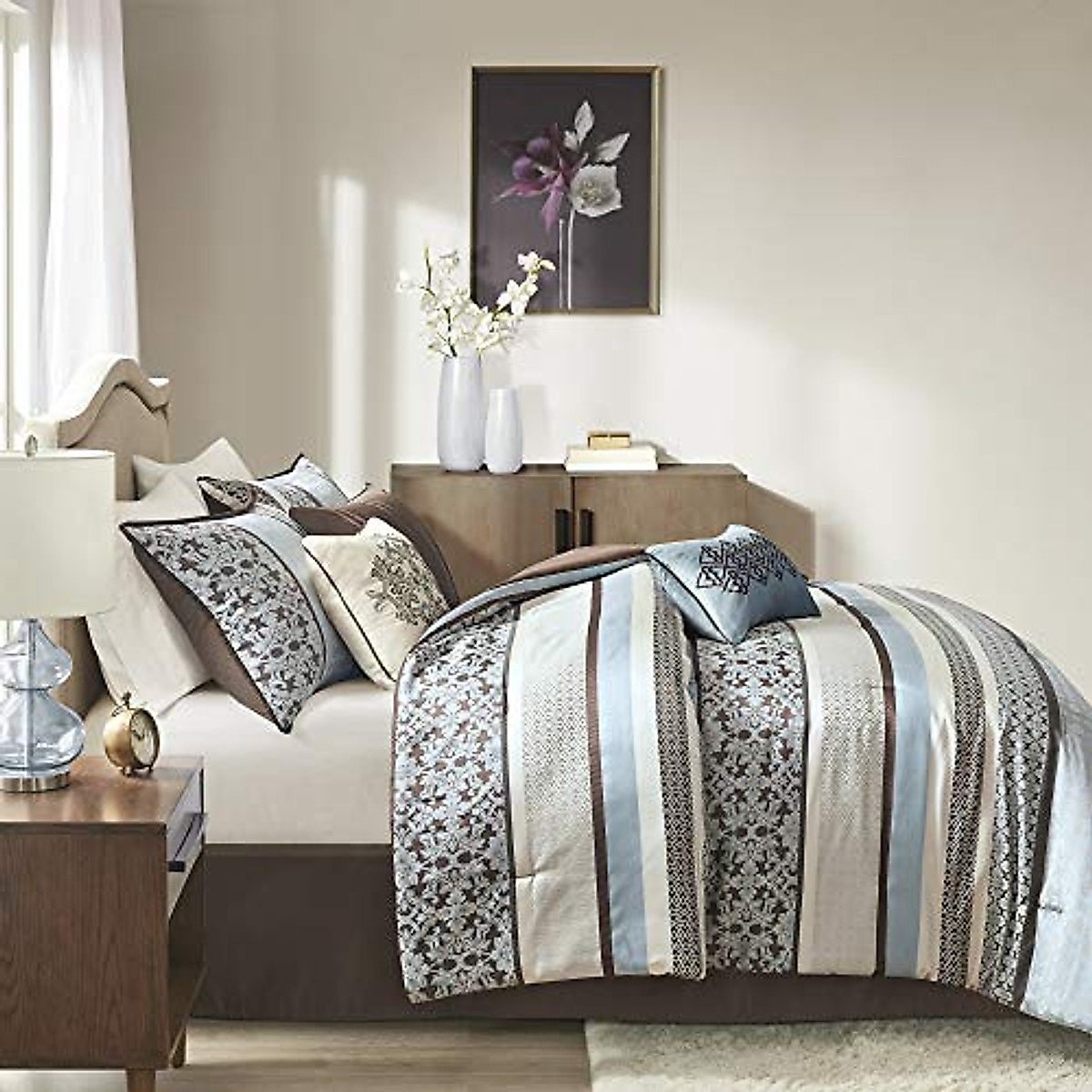 Madison Park Cozy Comforter Set - Luxurious Jaquard Traditional Damask Design, All Season Down Alternative Bedding with Matching Shams, Decorative Pillow Princeton Blue Queen(90"x90") 7 Piece