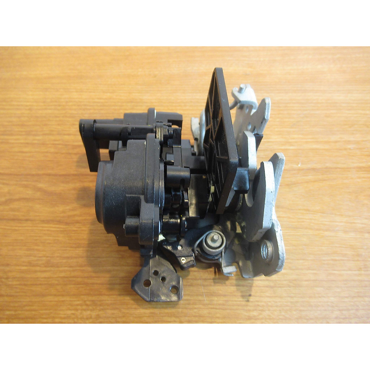 Mopar 2019-2020 Ram 2500 3500 Rear Left & Right Tailgate Latch New OEM