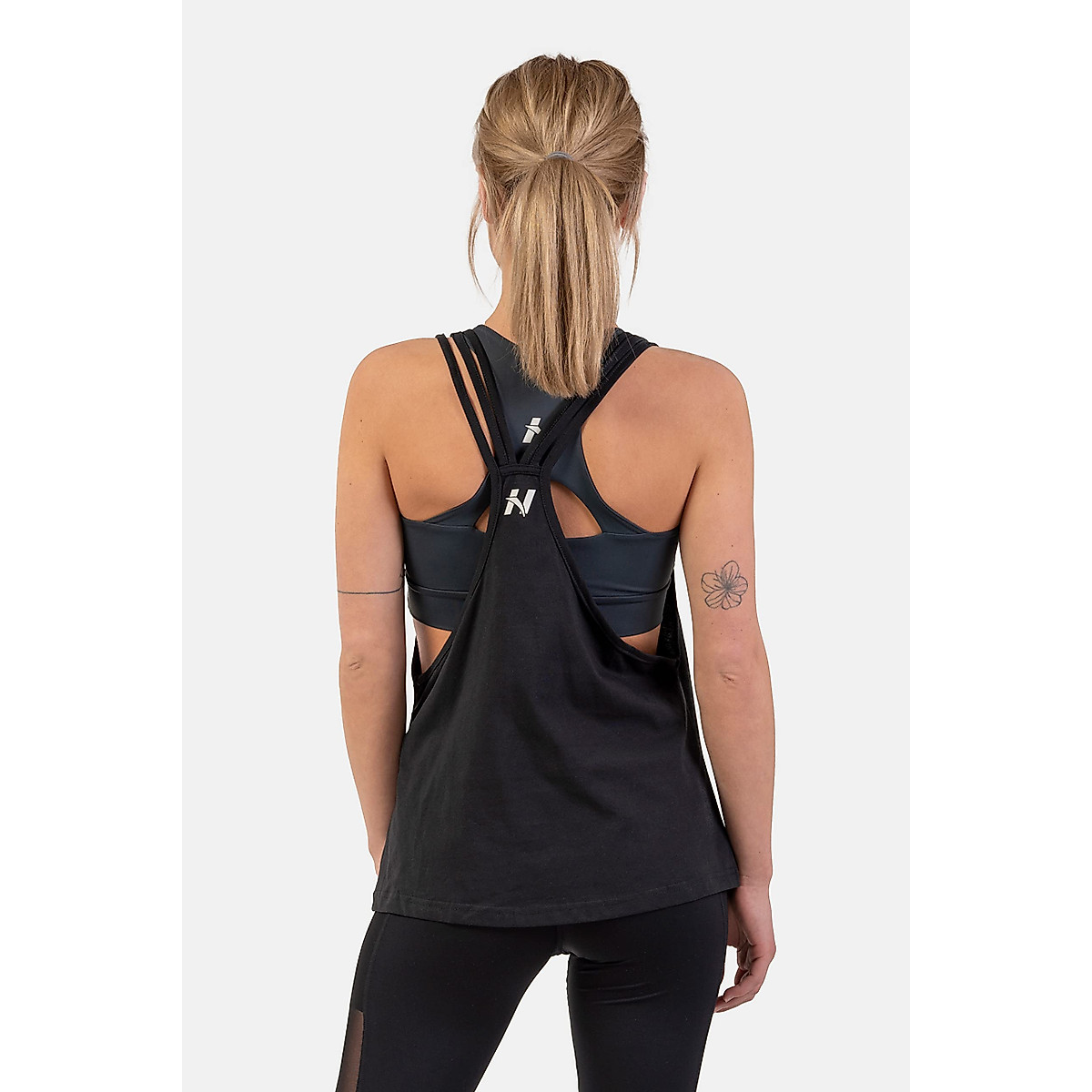 NEBBIA Sleeveless Loose Cross Back Feeling Good Tank Top 419 Black