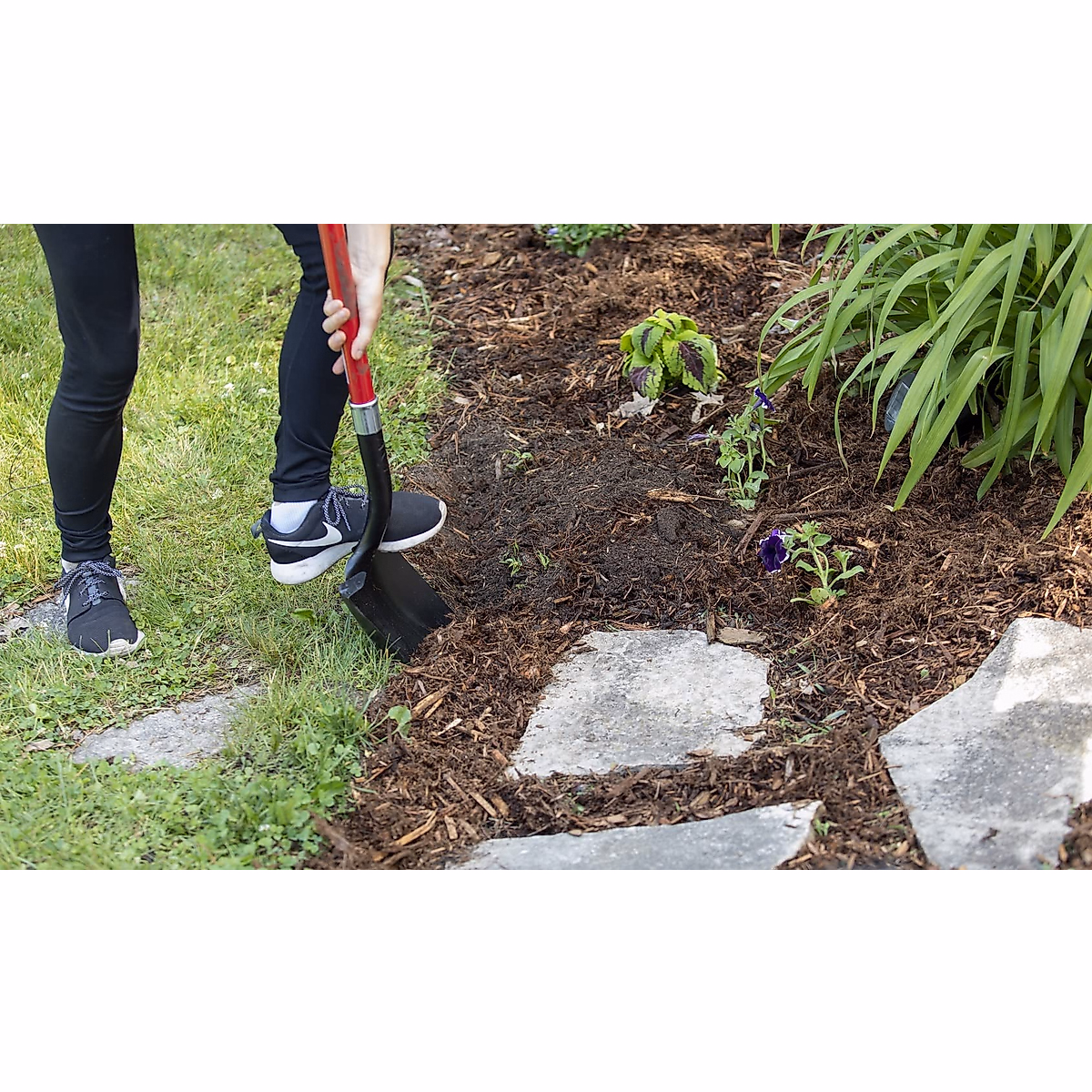 Master Mark Dig-Free Poundable Edging, Poundable Decorative Stone Landscape Edging 5.25 in. x 36 in. (Warmstone)