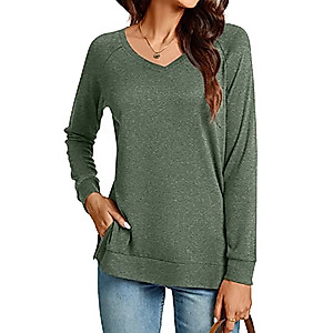 TAOHUADAO Women's 2024 Fall Casual Long Sleeve T-Shirt Side Split Tunic Tops for Leggings Loose V-Neck Sweater Christmas X-Large, Drak Green