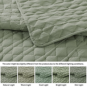 WDCOZY Sage Green Quit Twin Size Bedding Sets with Pillow Sham, Lightweight Soft Bedspread Coverlet, Quilted Blanket Thin Comforter Bed Cover, All Season Spring Summer, 2 Pieces, 68x90 inches