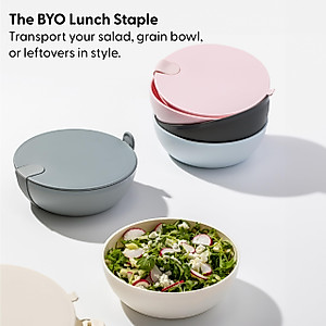 W&P Porter Plastic Bowl Lunch Container w/ Protective Non-slip Exterior, Cream 1 Liter | Lid & Snap-tight Silicone Strap | Food Storage, Bento Box, Meal Prep | BPA-Free Plastic